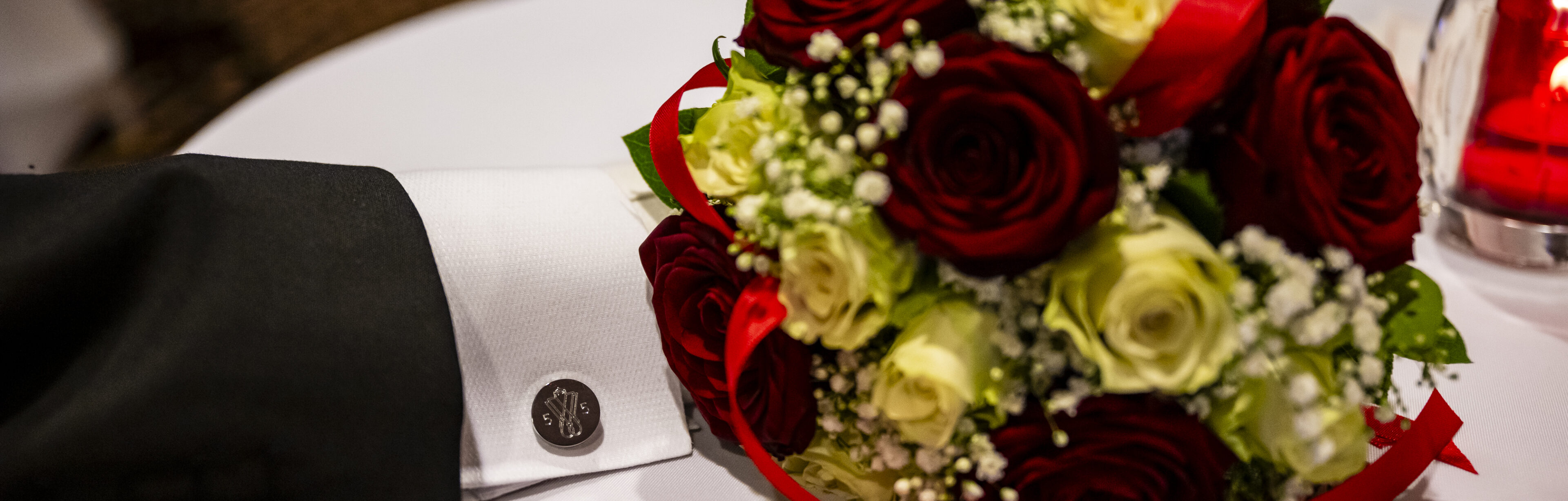 Contact - Wienerball